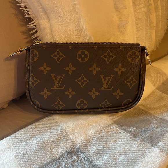 Louis Vuitton | Bags | Copy Small Lv Pouch | Poshmark